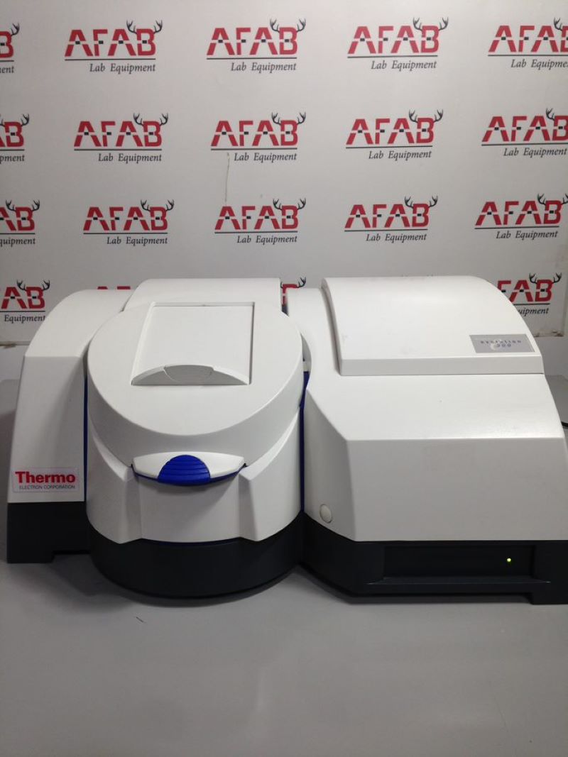 Thermo Electron Nicolet Evolution 300 UV Vis Spectrophotomet