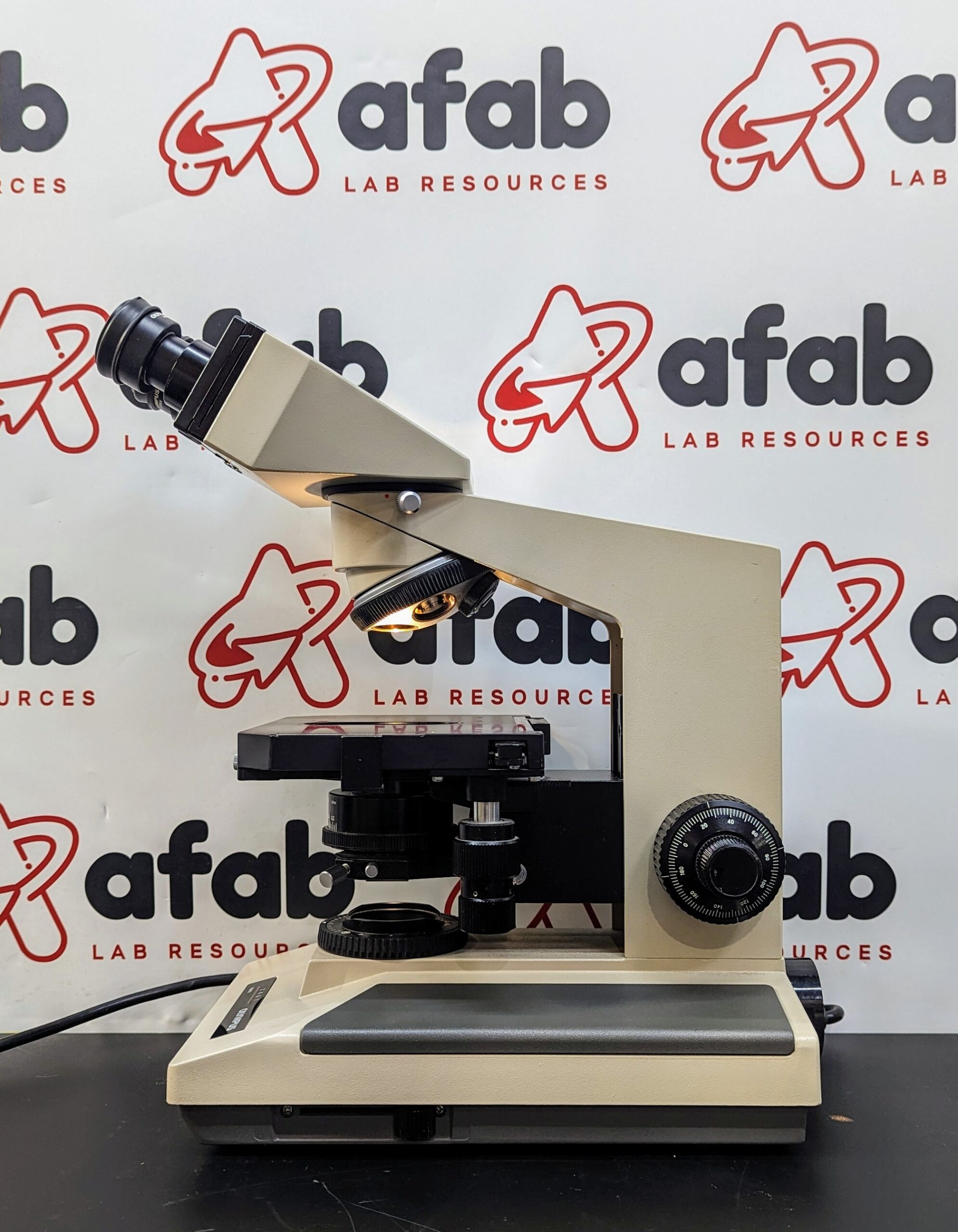 Olympus BH2 Lab Microscope Objectives: DPlan 10x, 40x, 100x