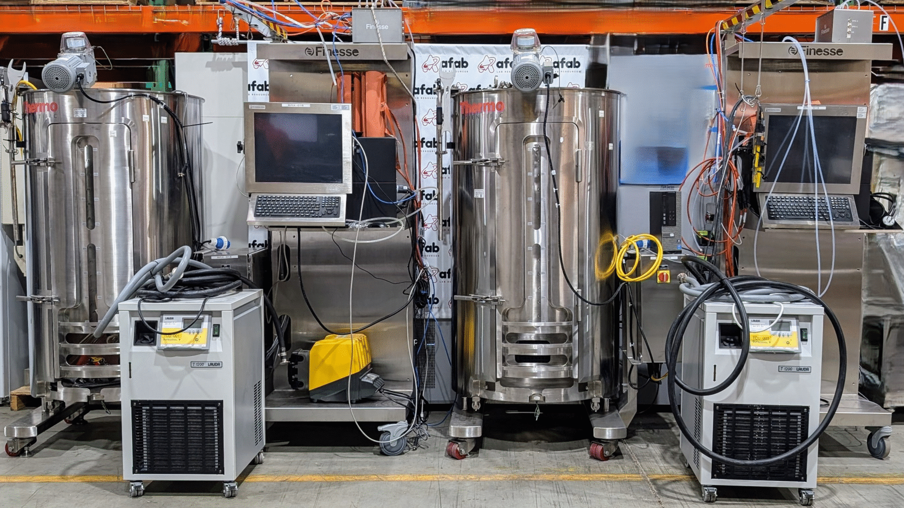 Thermo SUB0500 HyClone 500L Bioreactor Systems - Dual, AFAB.