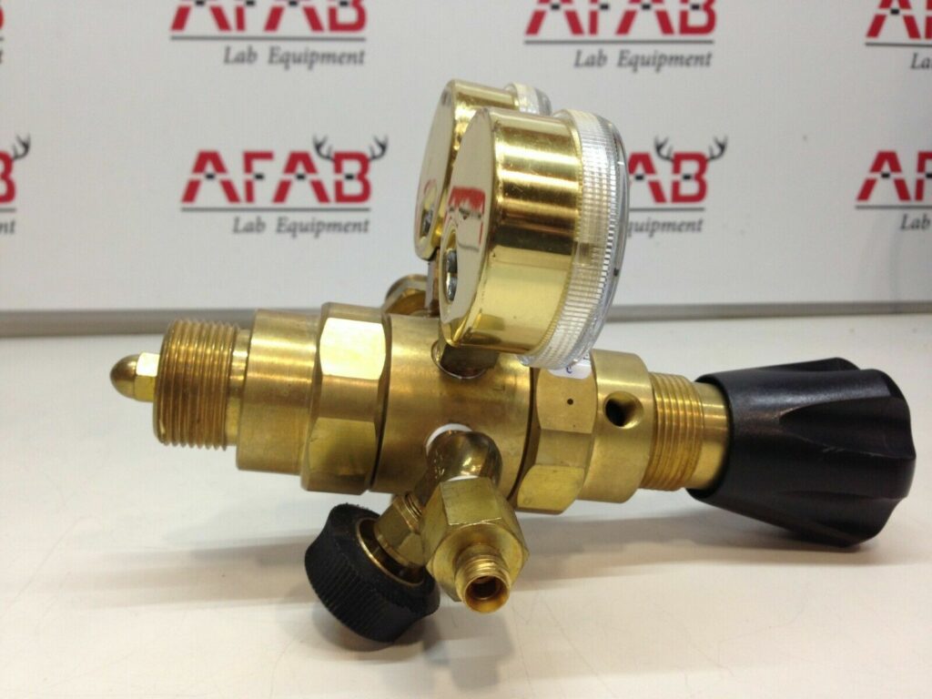 Harris Specialty Gas Lab Regulator Model HP722-050-580-A - AFAB Lab ...