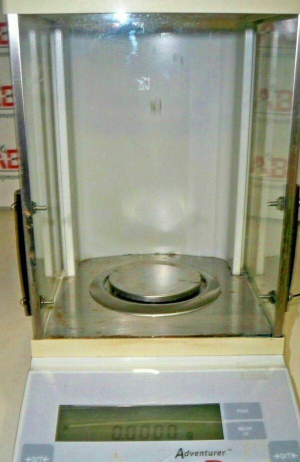 OHAUS AR0640 Adventurer Scale - AFAB Lab Resources