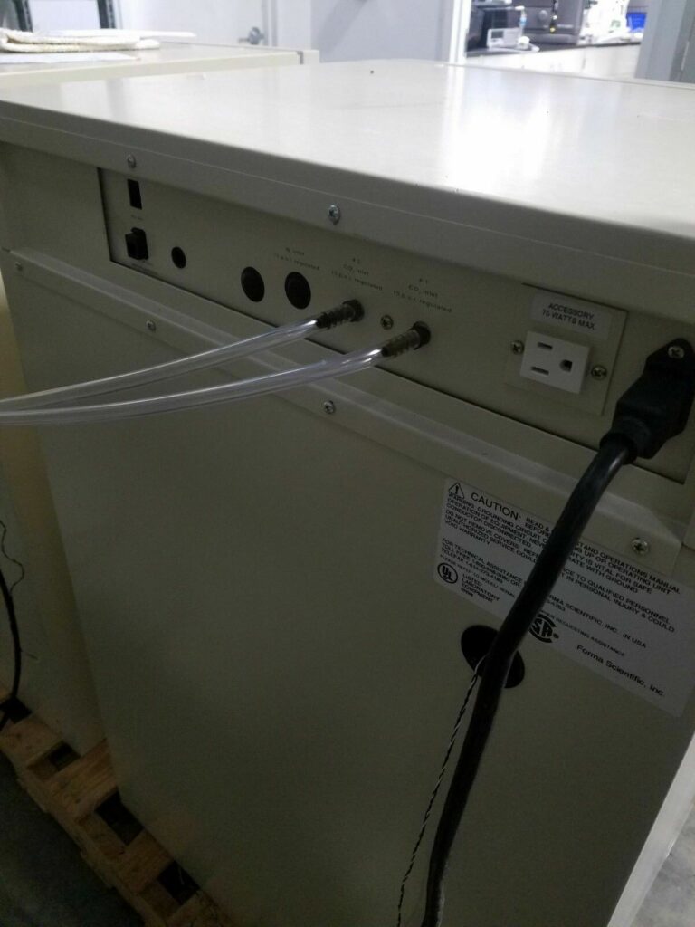 Forma Scientific 3110 Water Jacketed Co2 Incubator - AFAB Lab Resources